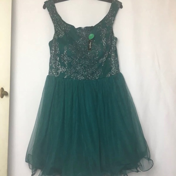 Speechless | Dresses | Nwt Speechless Prom Mini Sequin Tulle Dress ...
